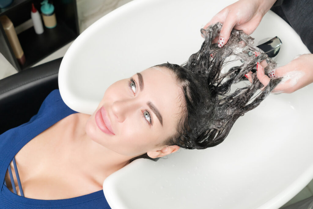 Voici pourquoi le shampooing sans sulfate est bon pour vos cheveux